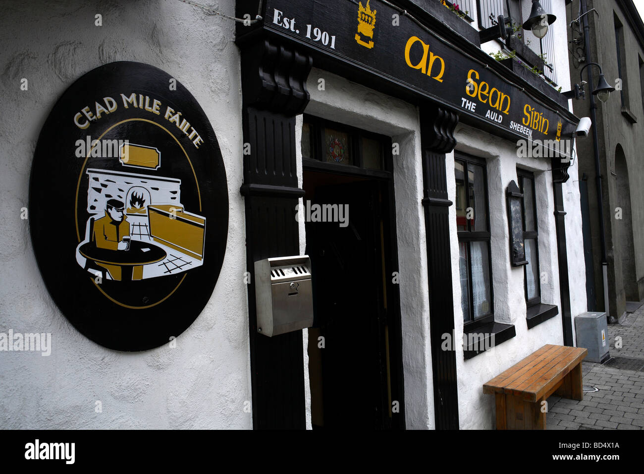 The Auld Shebeen Bar Ballin County Mayo Ireland Stock Photo - Alamy