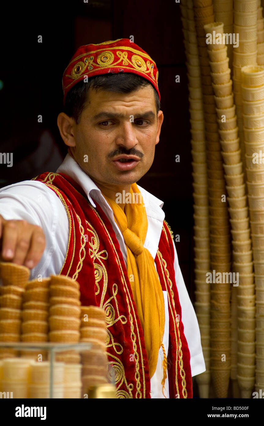 Turkey traditional dress man hi-res stock photography and images - Alamy