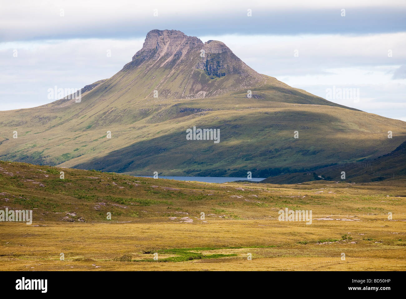 Inverpolly national nature reserve hi-res stock photography and images ...