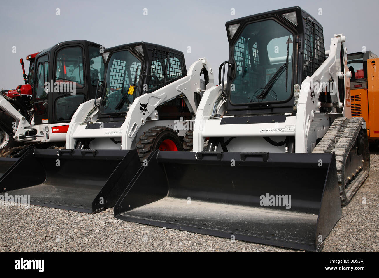 Bobcat construction Heavy duty equipment loader a machine machines skid ...