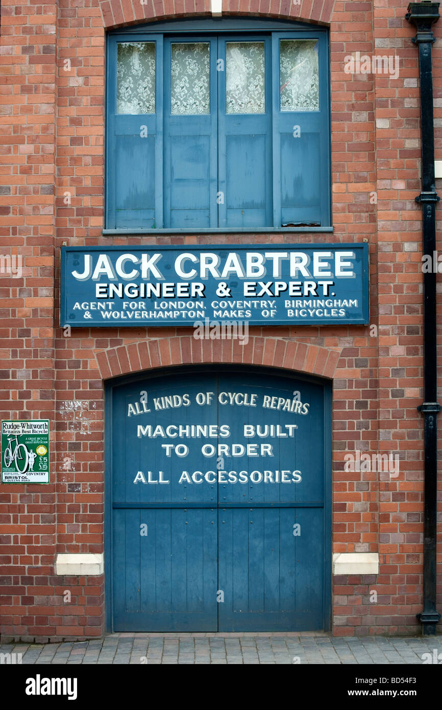 Victorian engineers shop at Blists Hill Victorian Town Stock Photo - Alamy