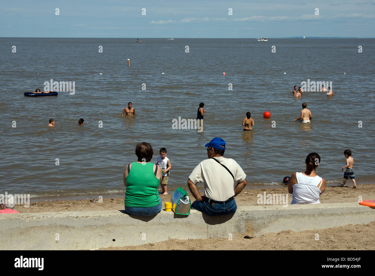 beach scene at Winnipeg Beach, Manitoba Stock Photo - Alamy