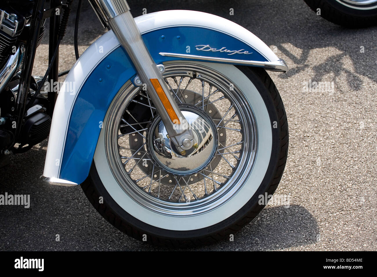 Wheel and fender hi-res stock photography and images - Alamy