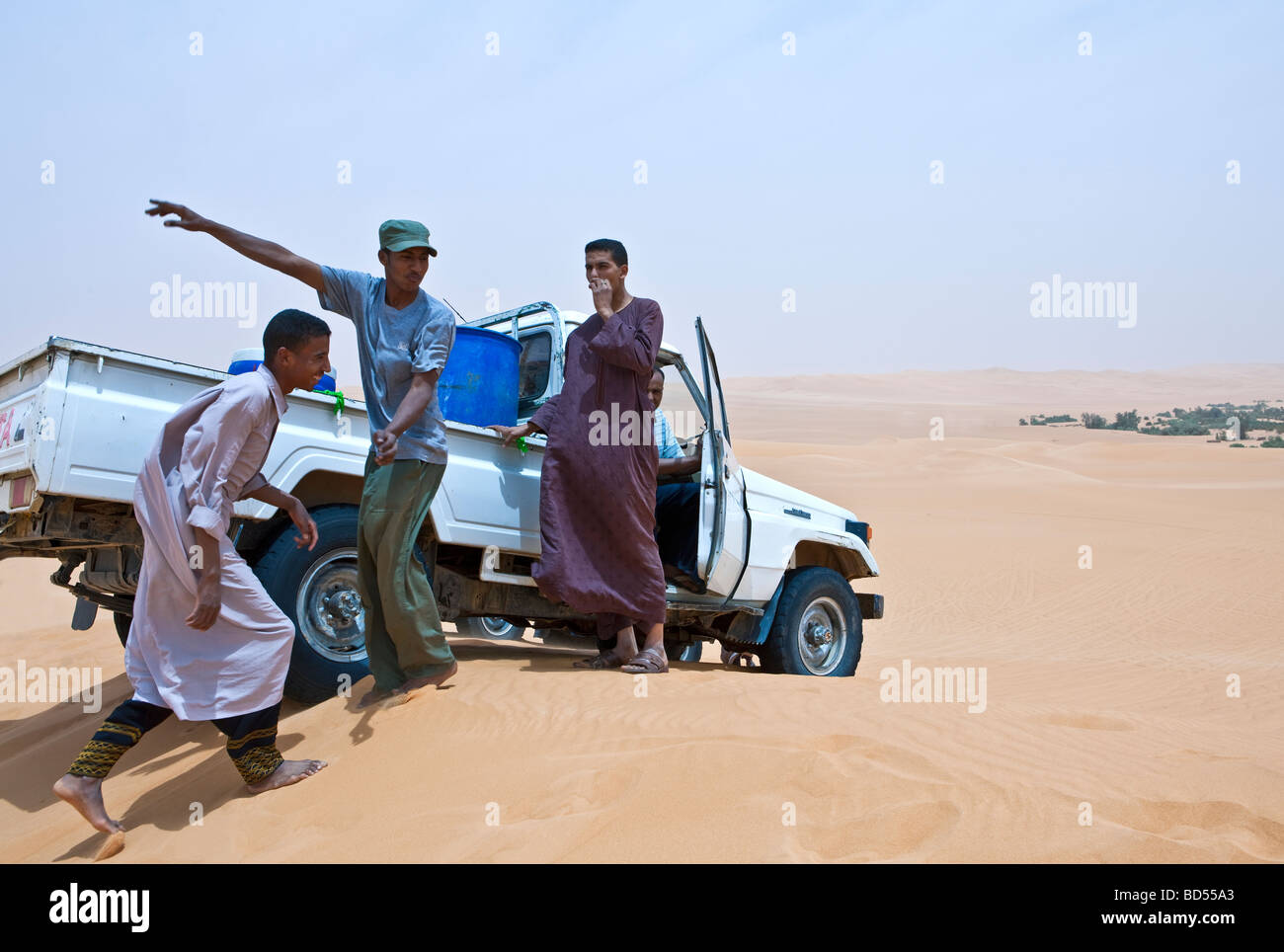 Libya Sahara desert the Ubari dunes area Stock Photo - Alamy