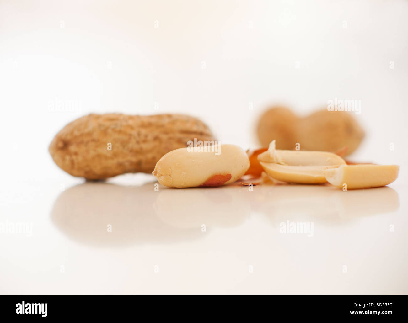 Peanut hi-res stock photography and images - Alamy