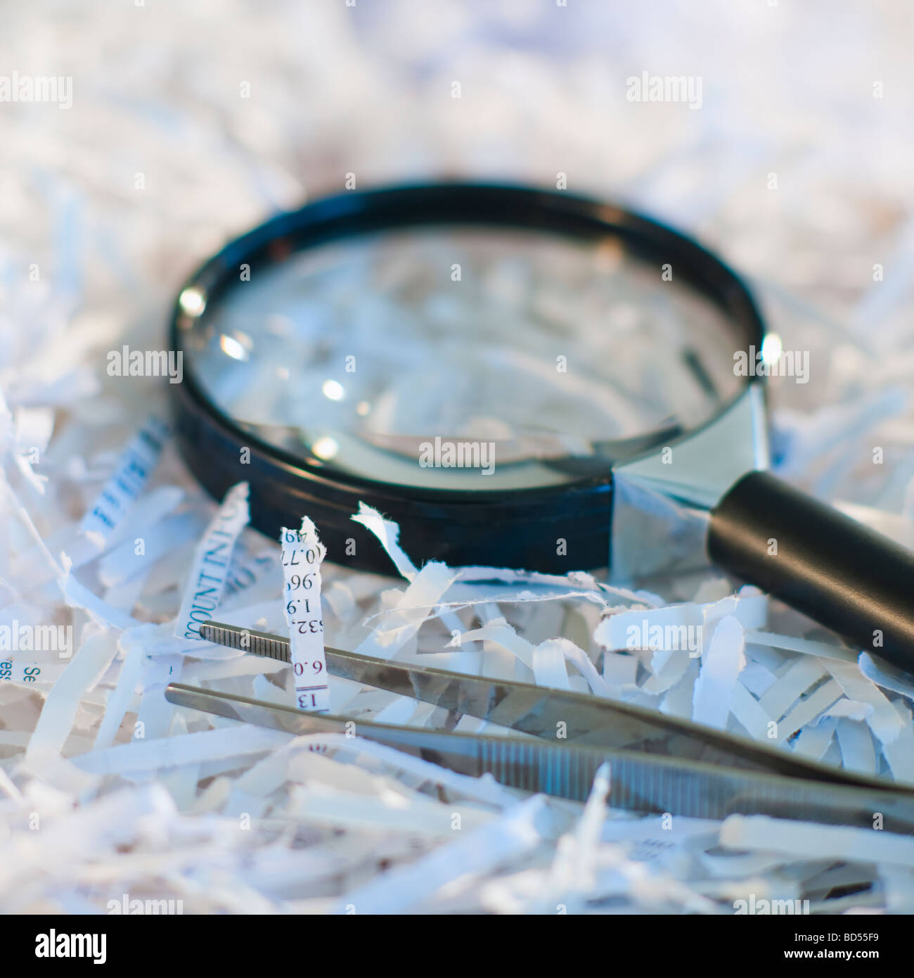 Magnifying glass no people hi-res stock photography and images - Alamy