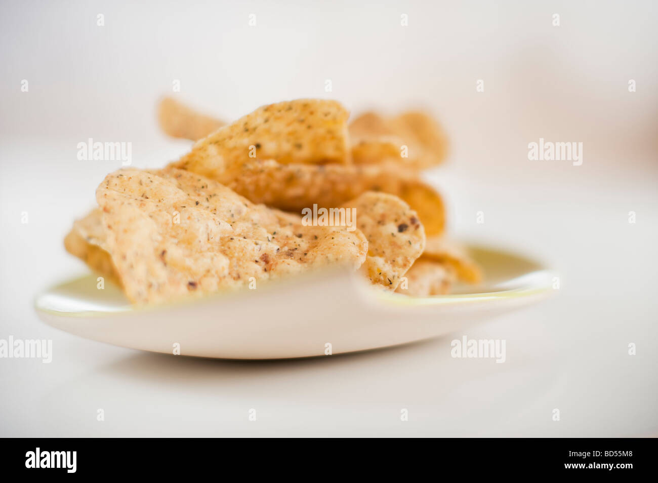 Plate of chips hi-res stock photography and images - Alamy