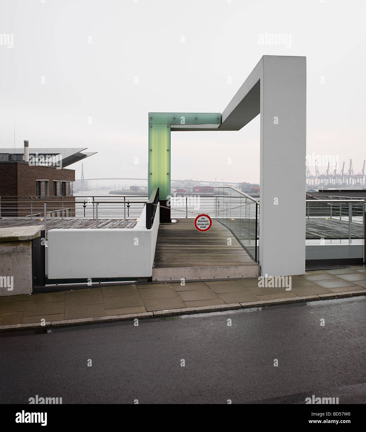 graphic architecture on river in london Stock Photo - Alamy