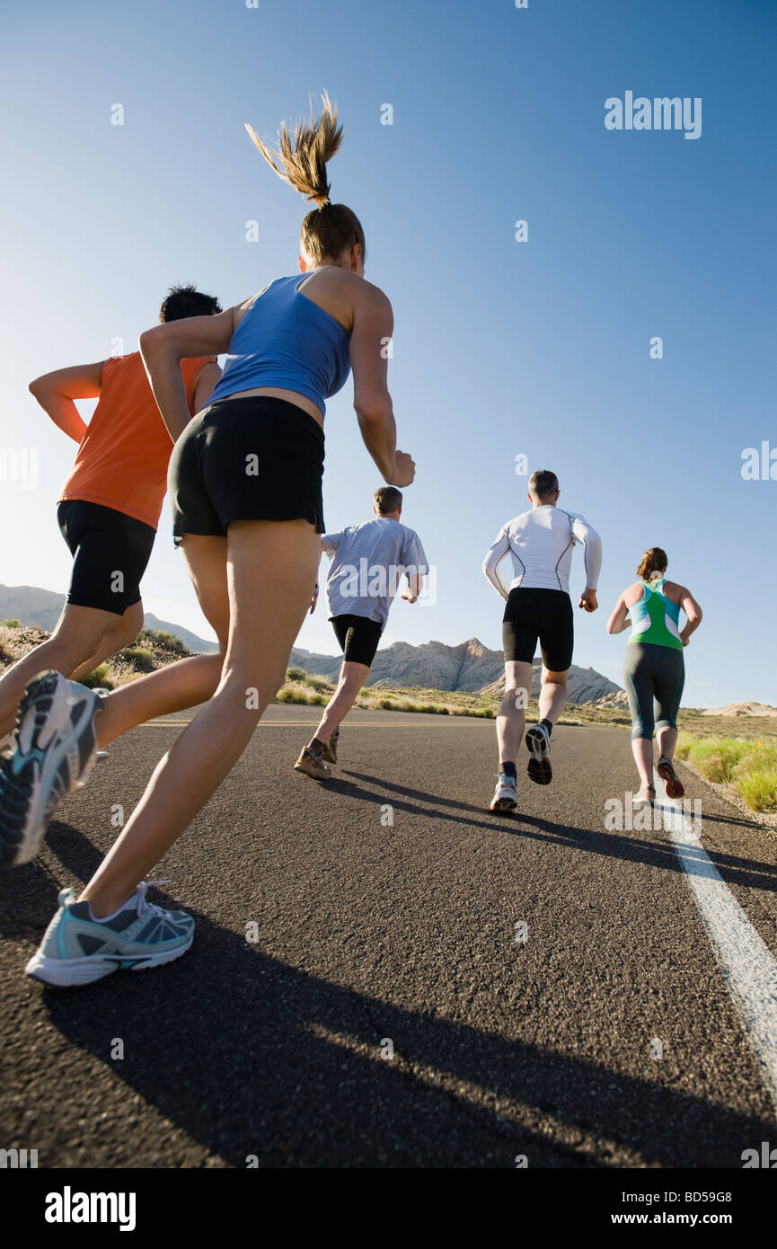 Running road runners athlete hi-res stock photography and images - Alamy
