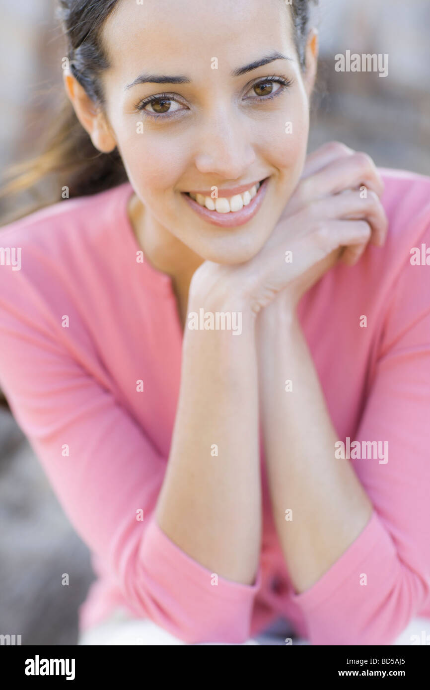 A woman outdoors smiling Stock Photo - Alamy
