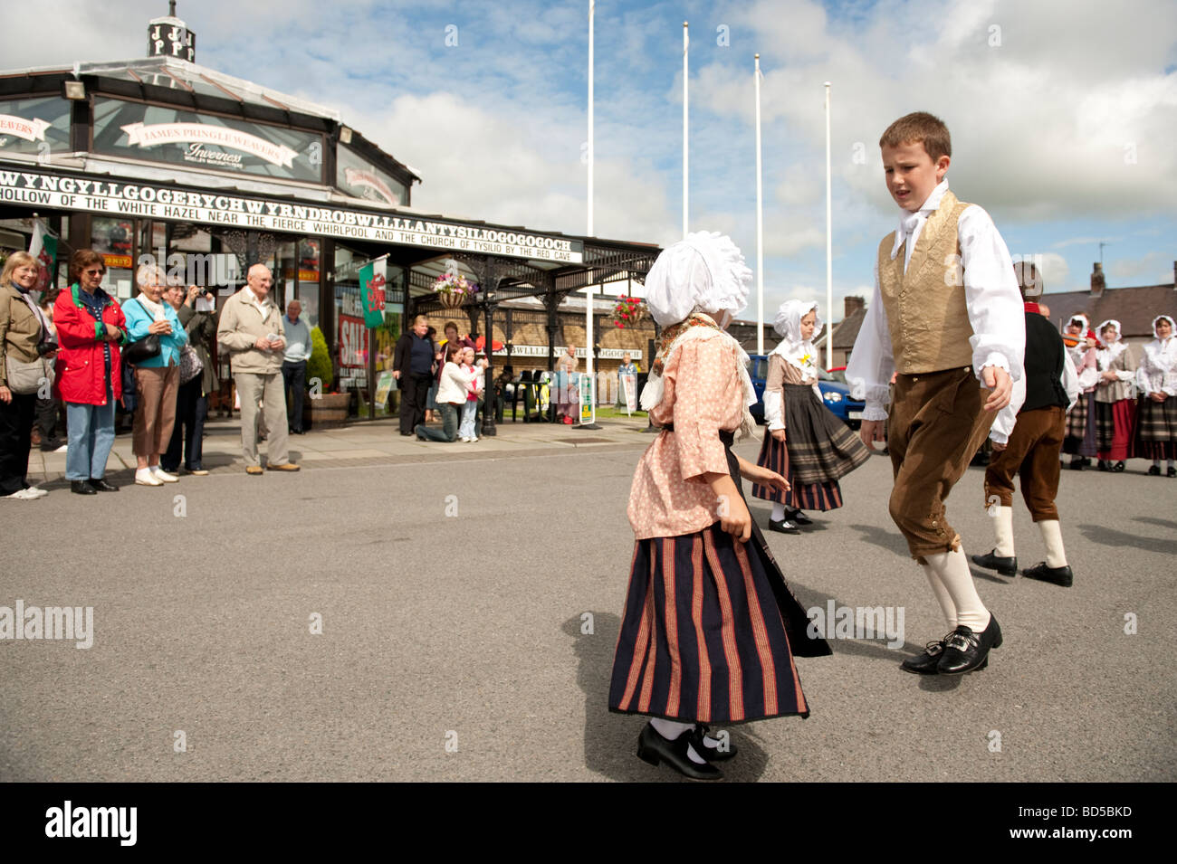 Traditional young welsh folk dancers performing at Llanfairpwllgyngyll ...