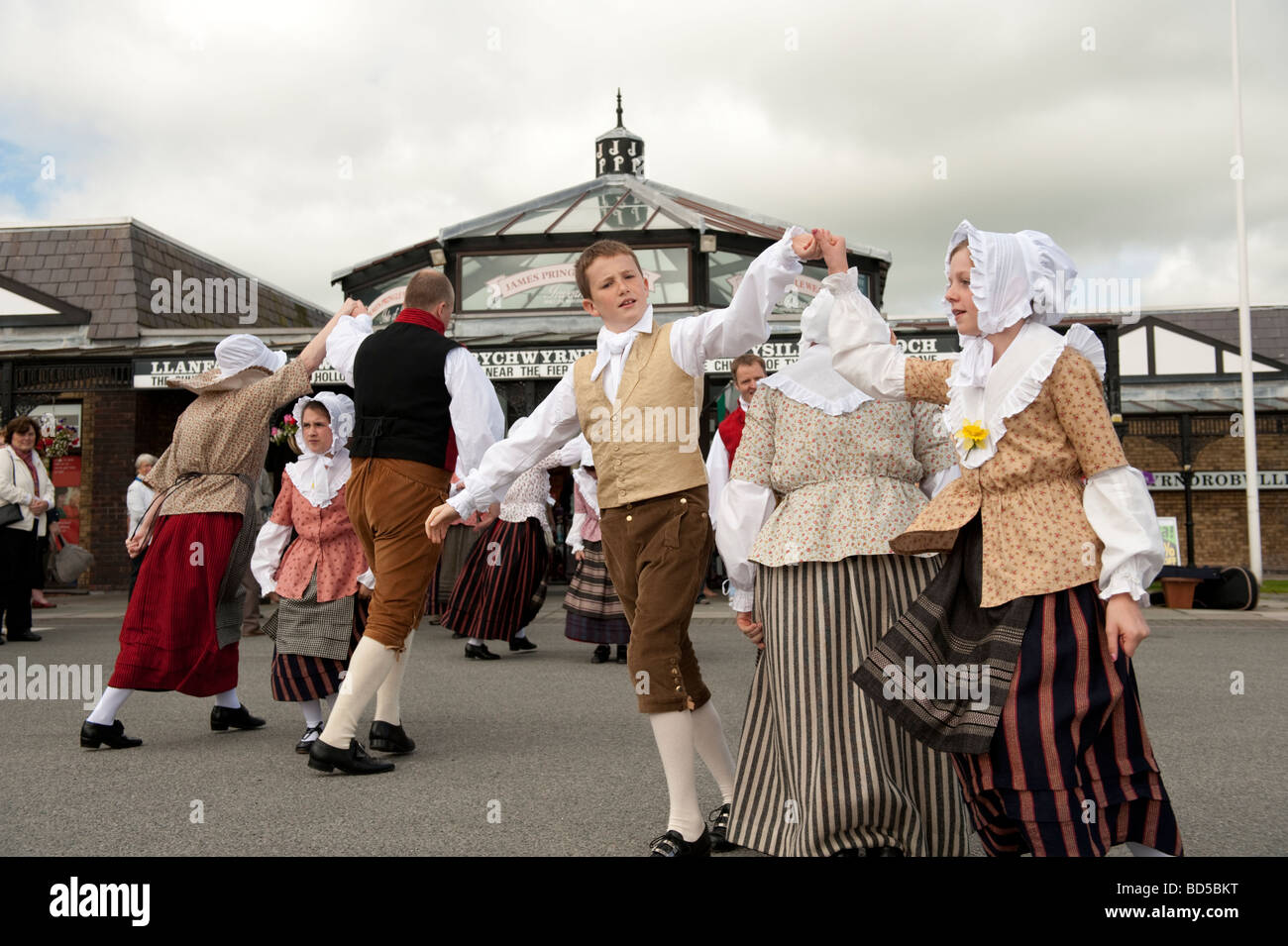 Traditional welsh folk dancers performing at Llanfairpwllgyngyll ...