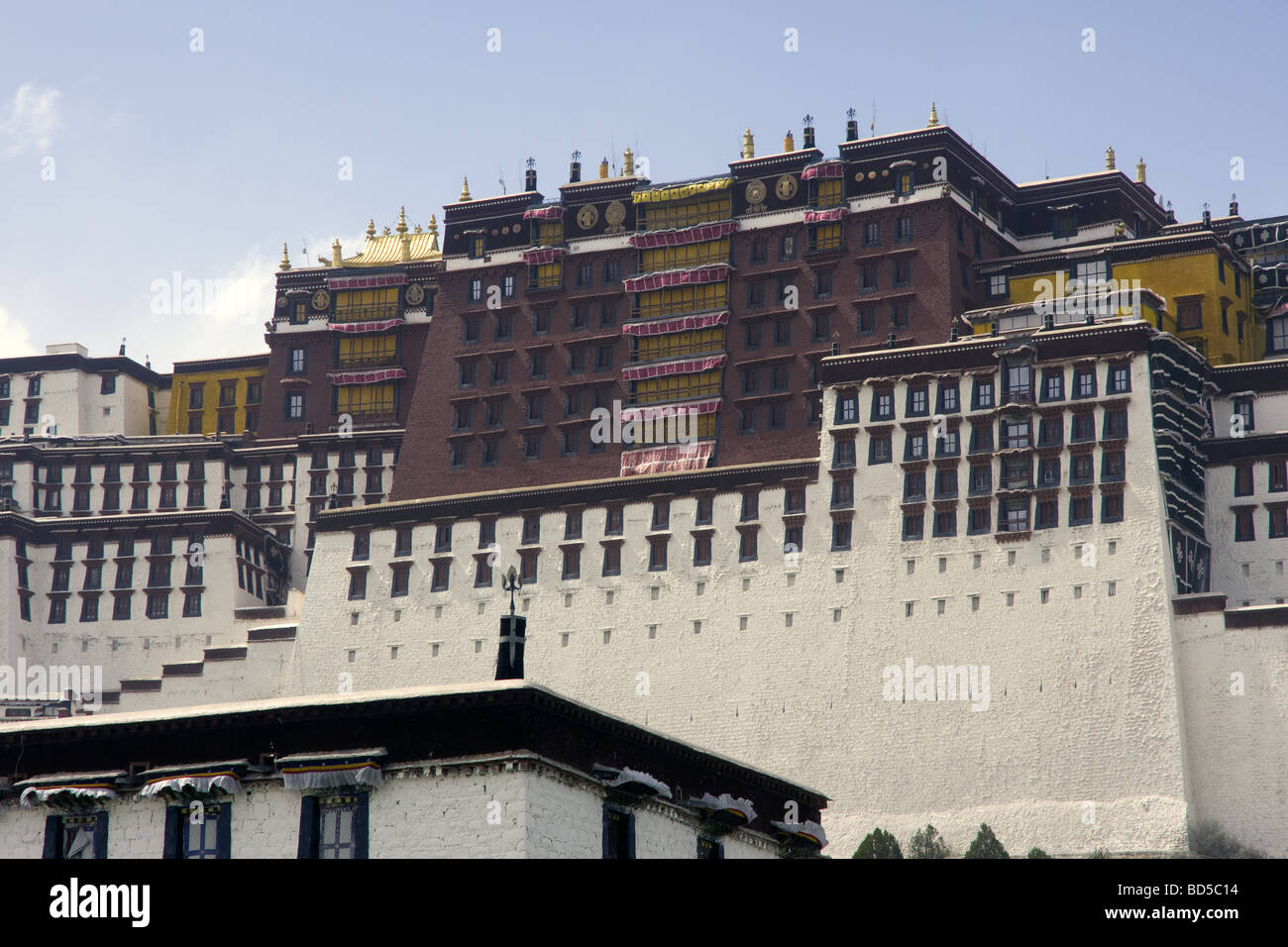 the potala palace Stock Photo - Alamy