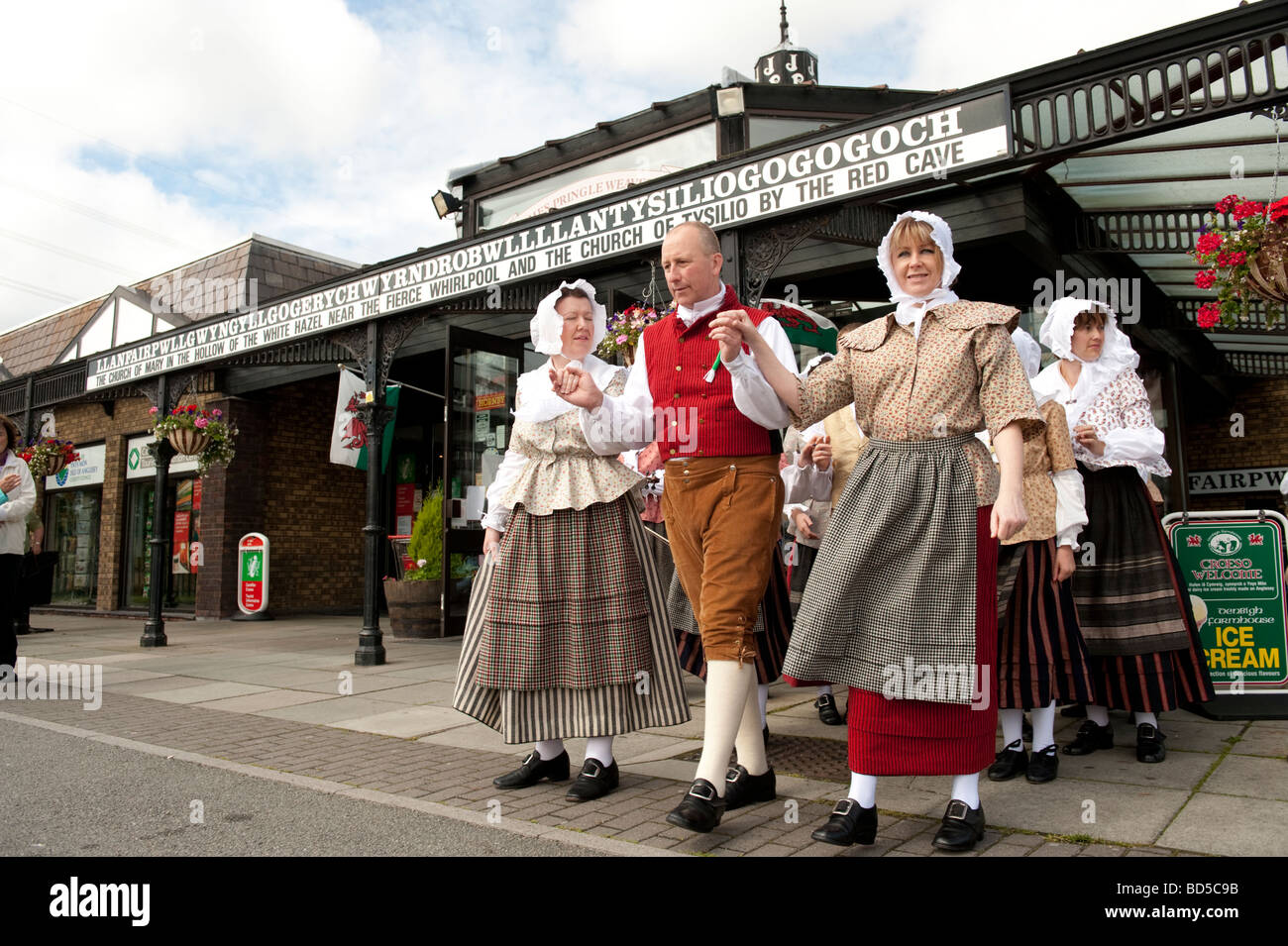 Traditional welsh folk dancers performing at Llanfairpwllgyngyll ...