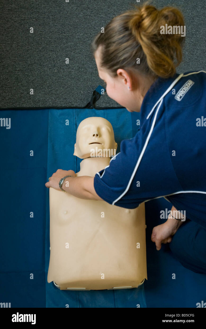 Cardiopulmonary Arrest Stock Photos & Cardiopulmonary Arrest Stock ...