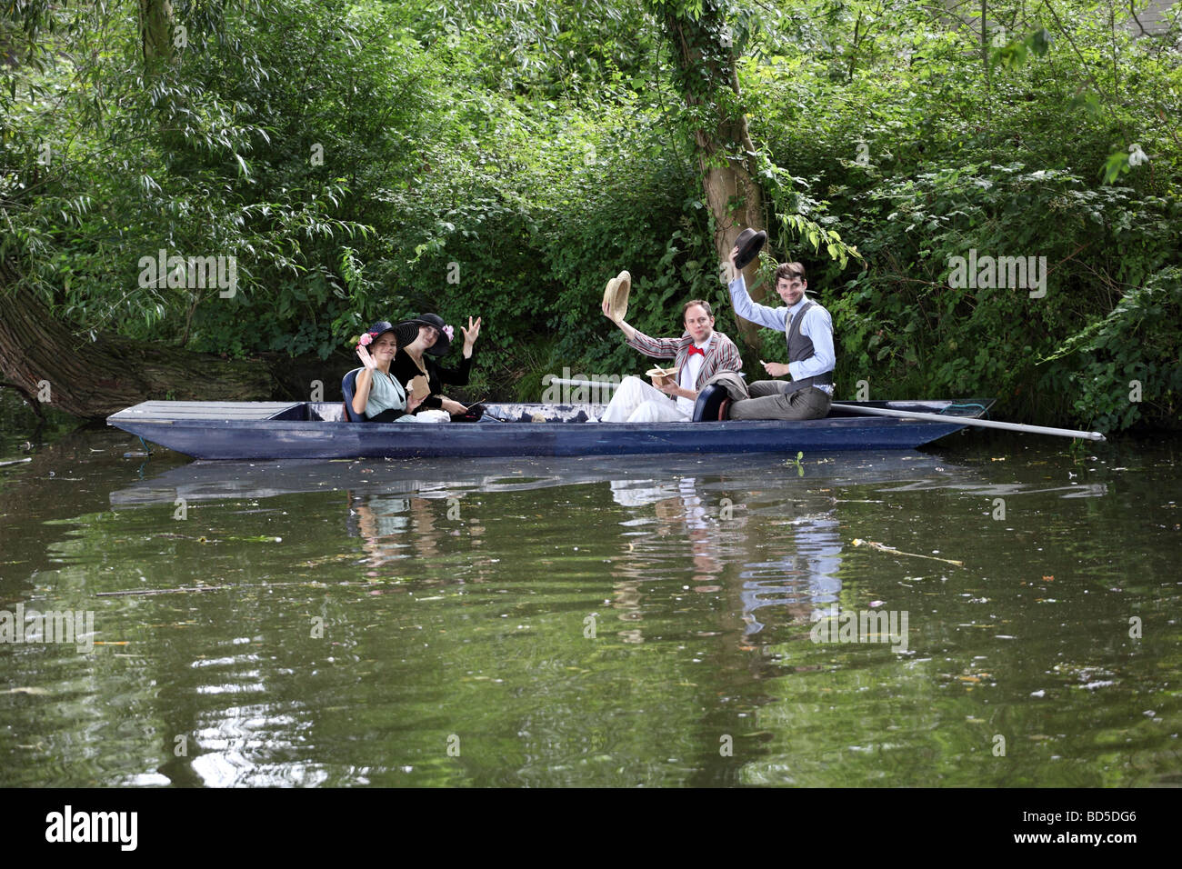 Punting punt person river wooden hi-res stock photography and images ...