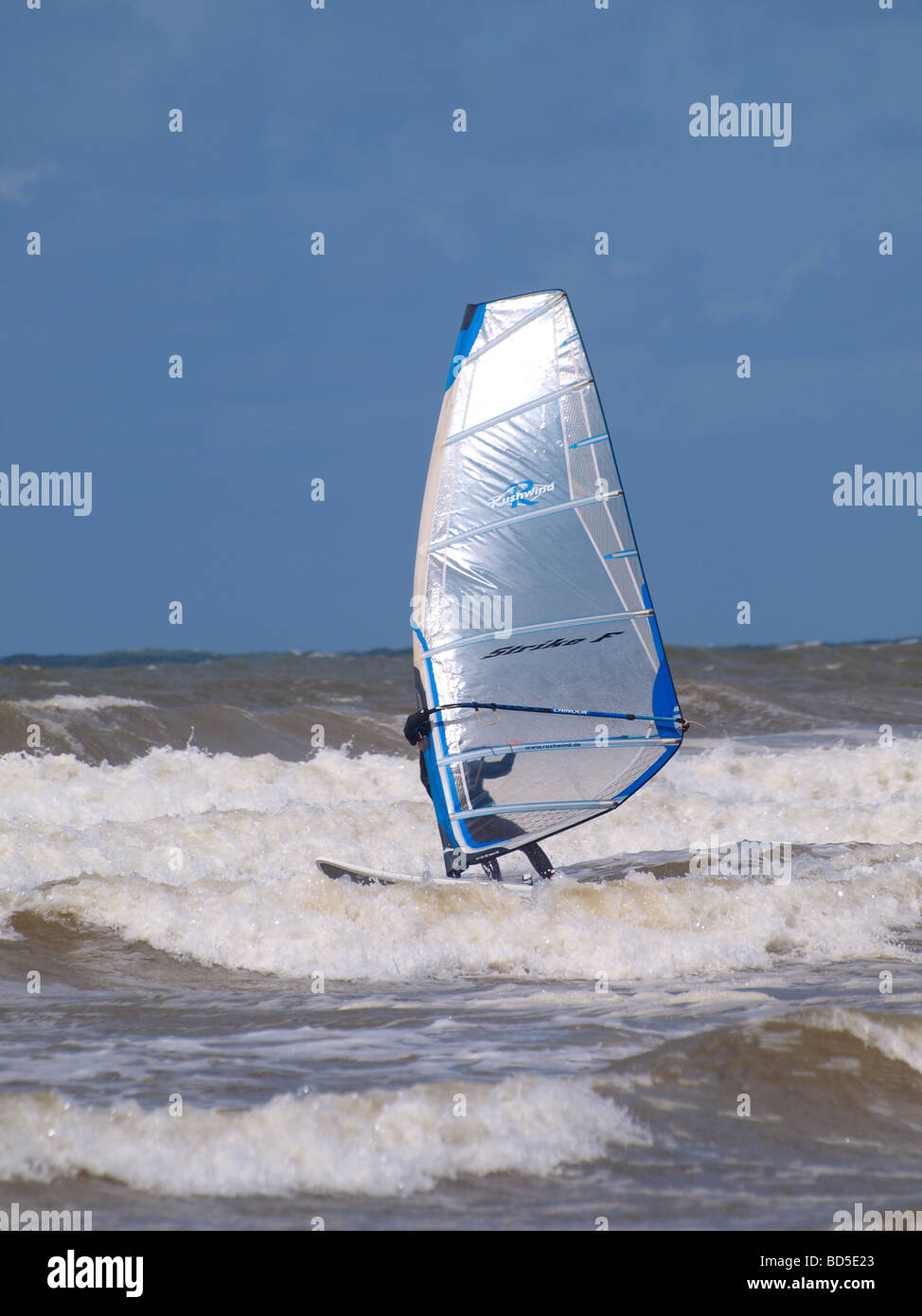 Messy wave hi-res stock photography and images - Alamy