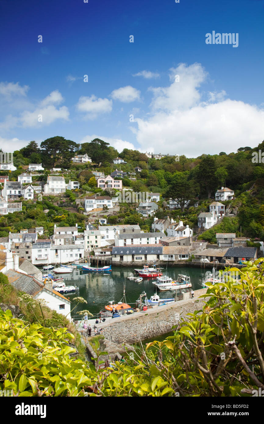The beautiful and picturesque Cornish Fishing Village of Polperro on a ... The beautiful and picturesque Cornish Fishing Village of Polperro on a ...