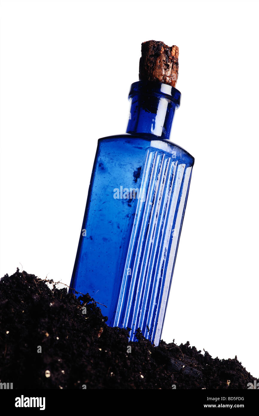 Bottle poison old hi-res stock photography and images - Alamy