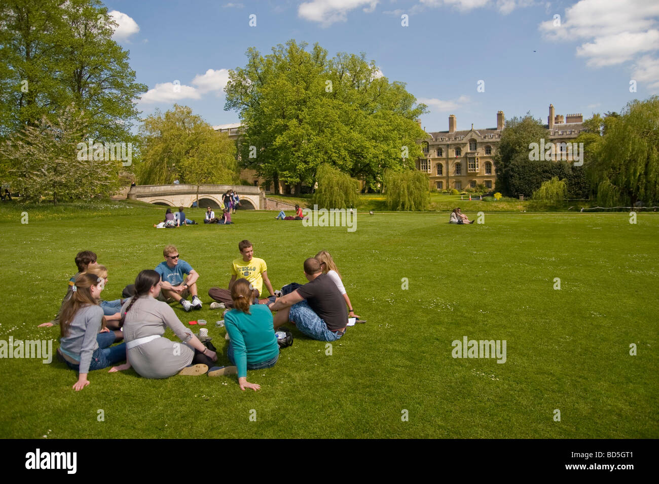 Cambridge students hi-res stock photography and images - Alamy