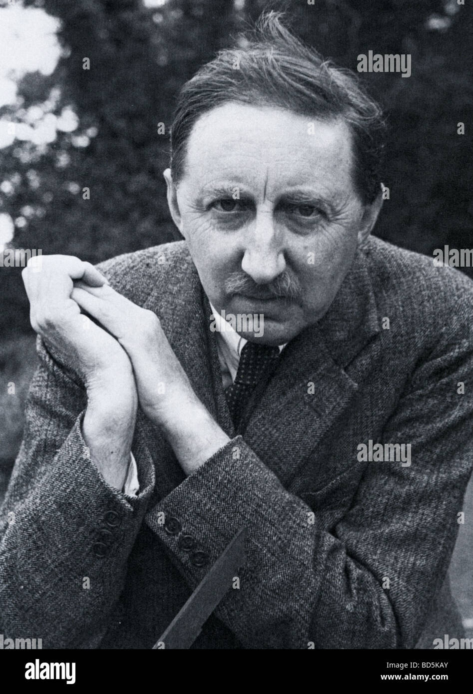 E m forster novel hi-res stock photography and images - Alamy