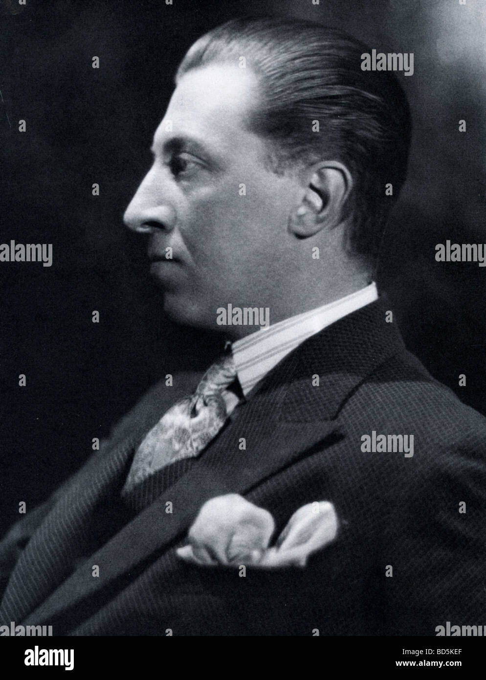 Osbert sitwell poet hi-res stock photography and images - Alamy