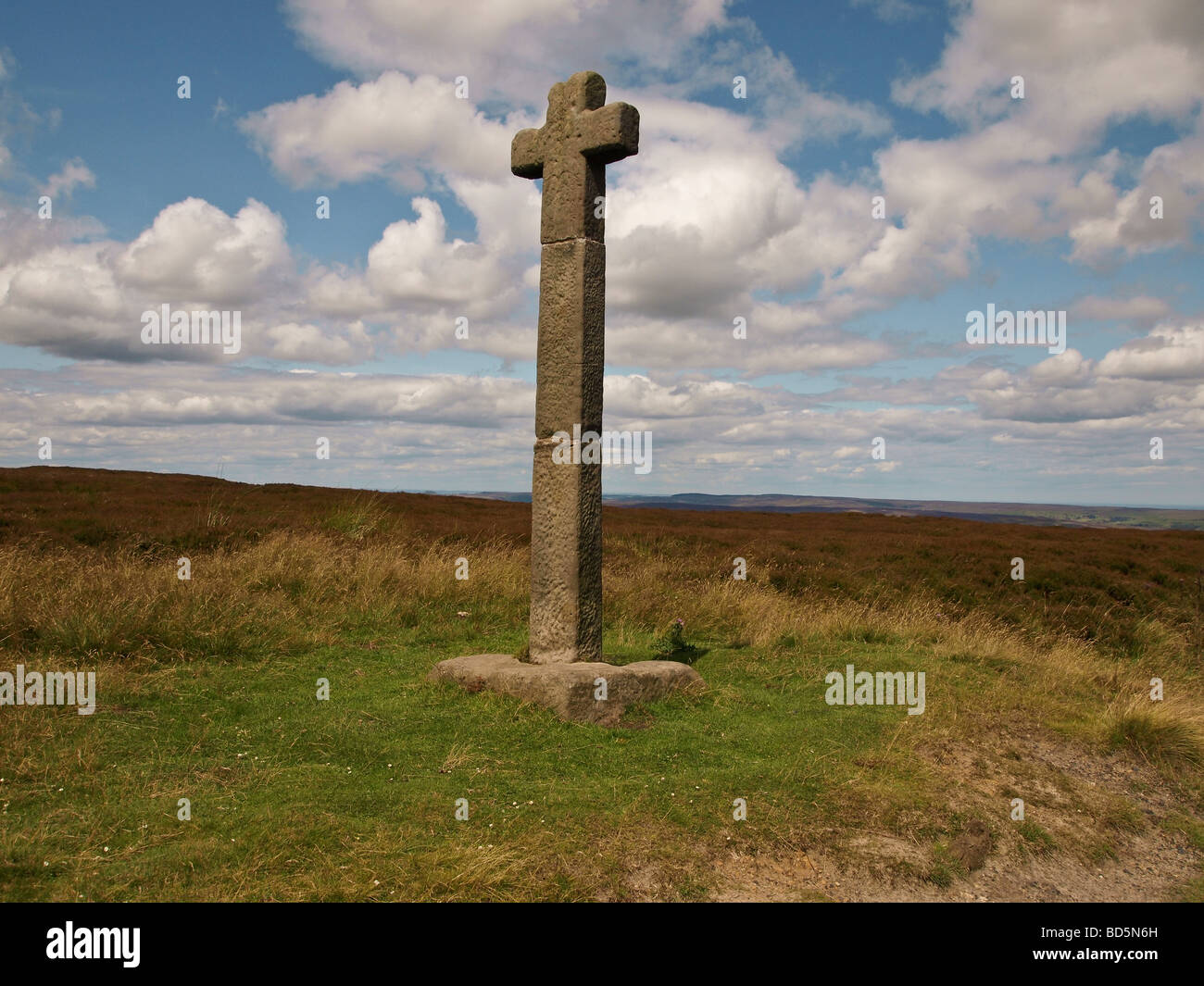 Yorkshire cross stone hi-res stock photography and images - Alamy