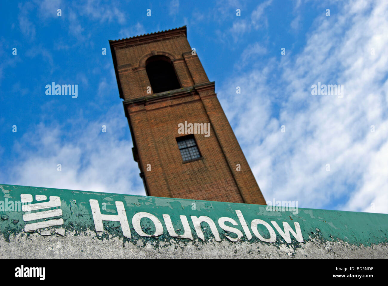 London borough chiswick hi-res stock photography and images - Alamy
