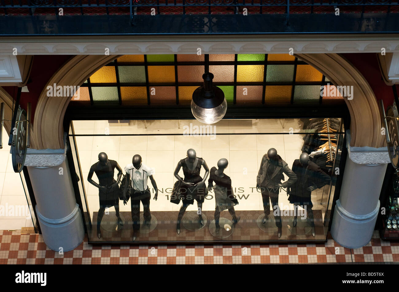 Shop window dummies hi-res stock photography and images - Alamy