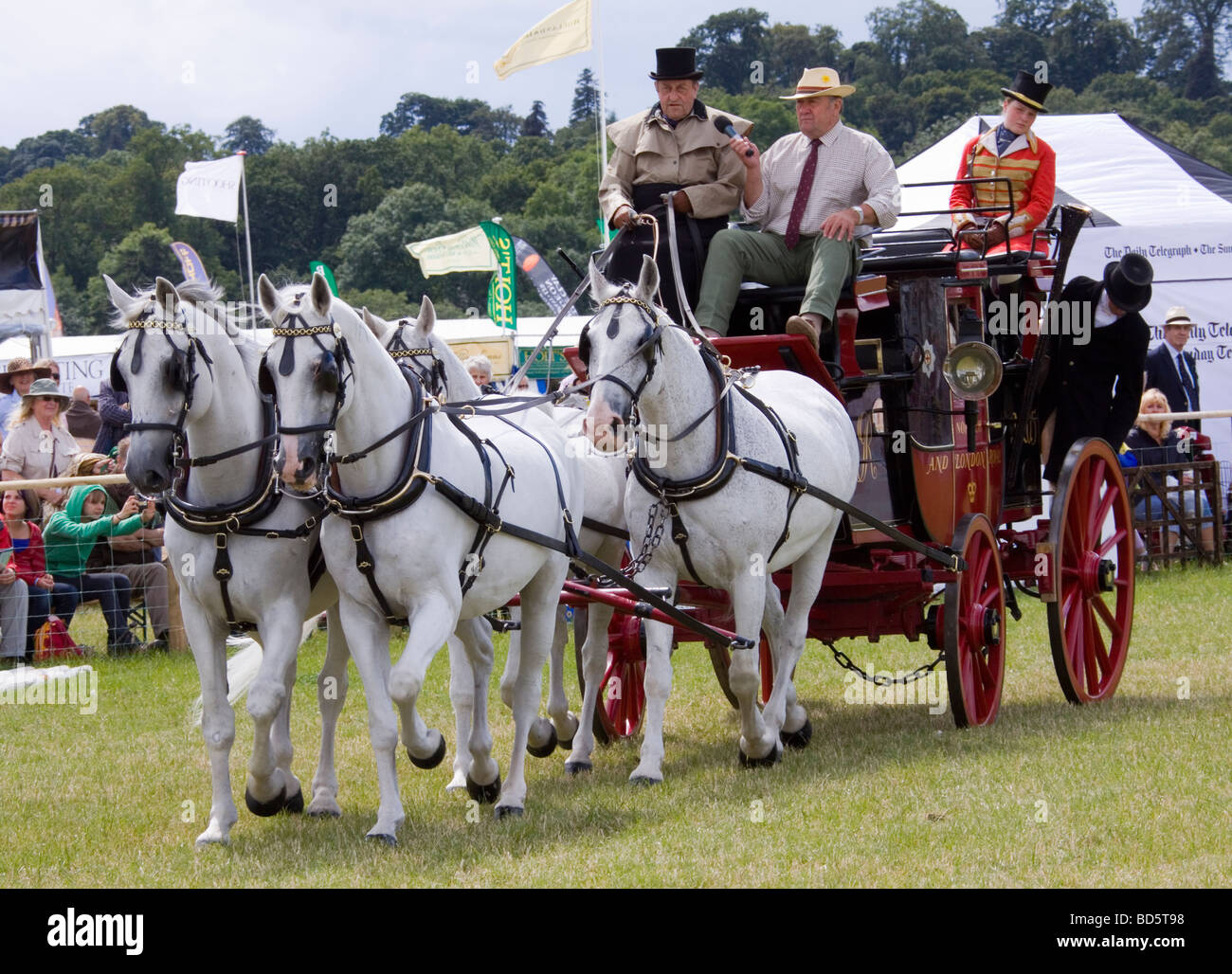 London Norwich Mail Coach Stock Photo - Alamy