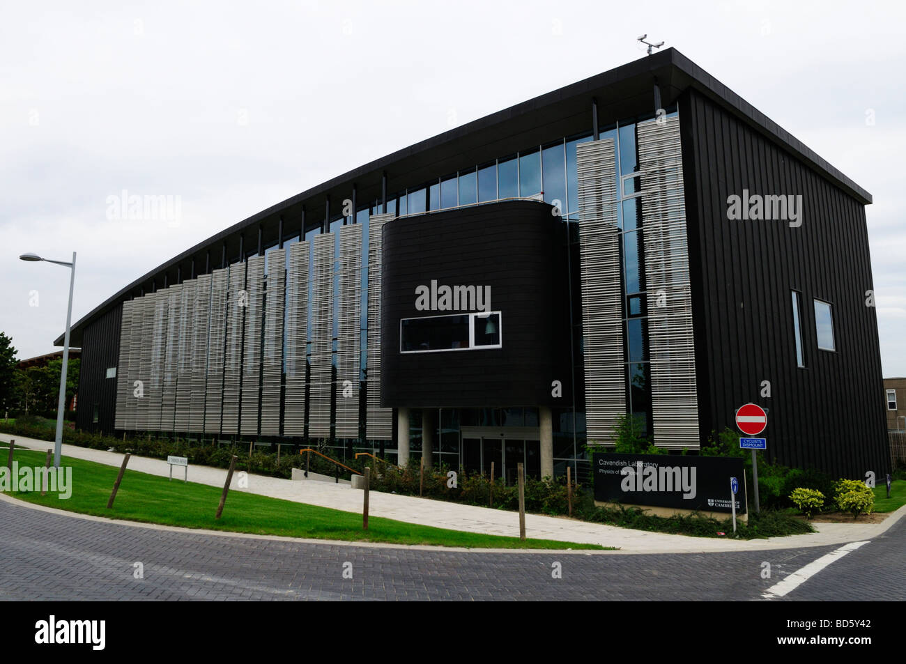 The Cavendish Laboratory of Medicine on JJ Thomson Avenue, on the ...