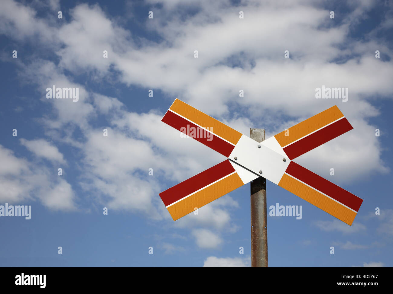 Traffic sign warning about a railway crossing Stock Photo - Alamy