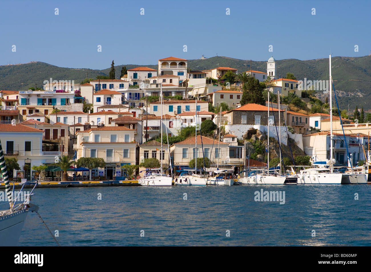 Harbor town poros hi-res stock photography and images - Alamy