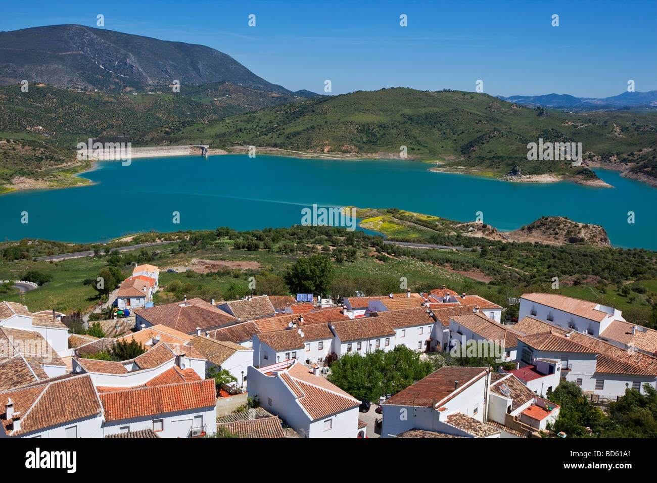 Zahara white village spain andalusia hi-res stock photography and ...