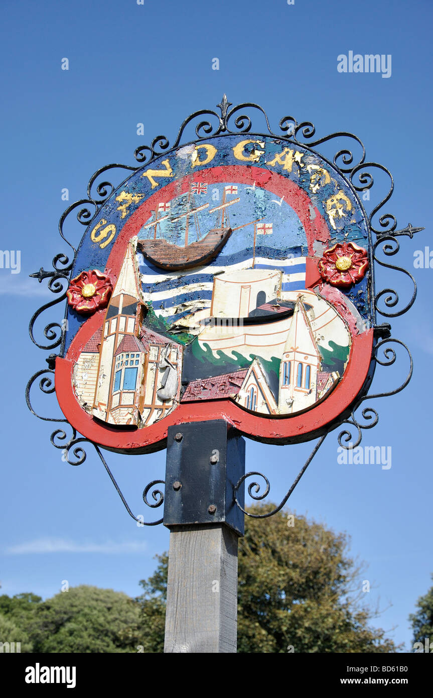 Kent village signs hi-res stock photography and images - Alamy
