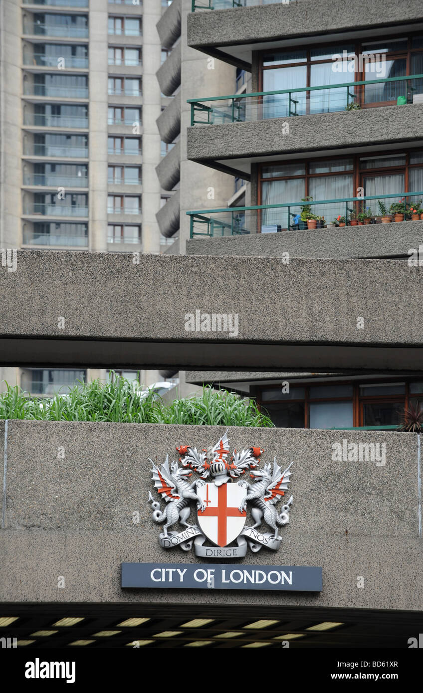 City of london crest hi-res stock photography and images - Alamy