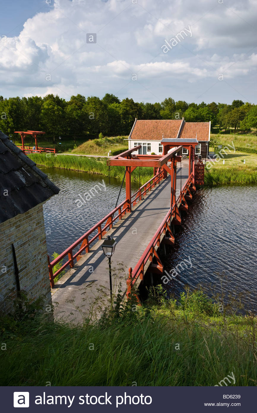 Draw Bridge Fort Stock Photos & Draw Bridge Fort Stock Images - Alamy