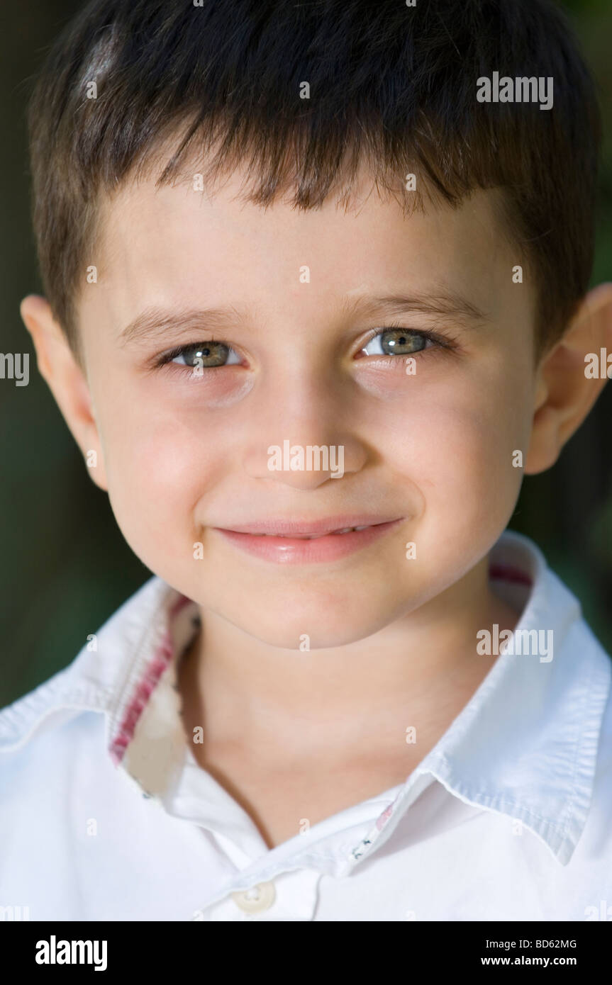 Happy little boy smiling Stock Photo - Alamy