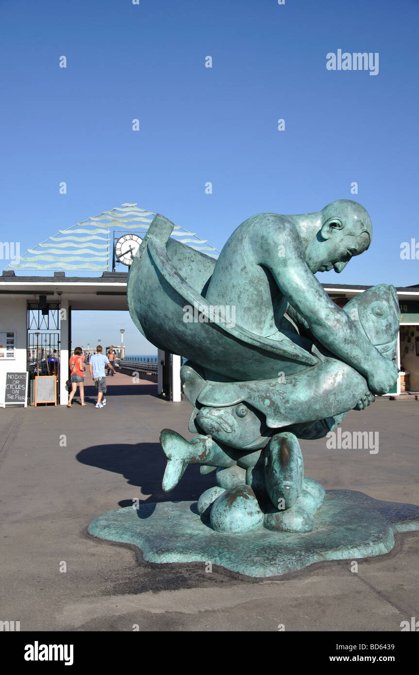 Pebble sculpture hi-res stock photography and images - Alamy
