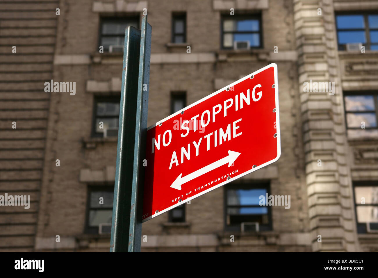 no stopping anytime signage on street Stock Photo - Alamy