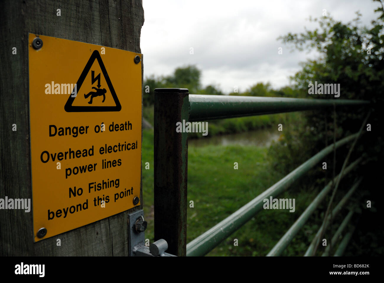 Power danger public warning hi-res stock photography and images - Alamy