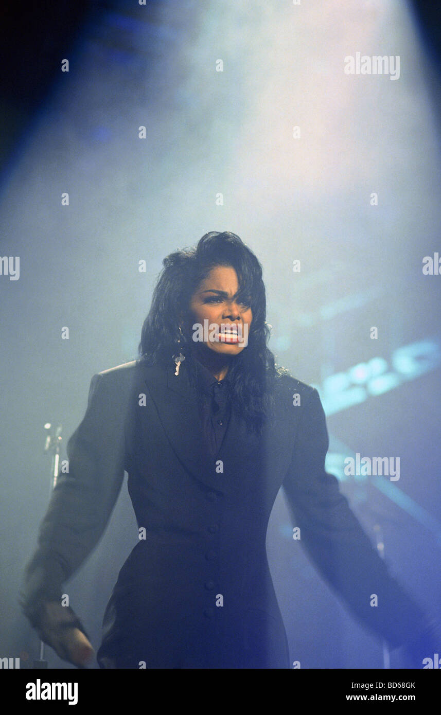 Janet jackson 1990s hi-res stock photography and images - Alamy