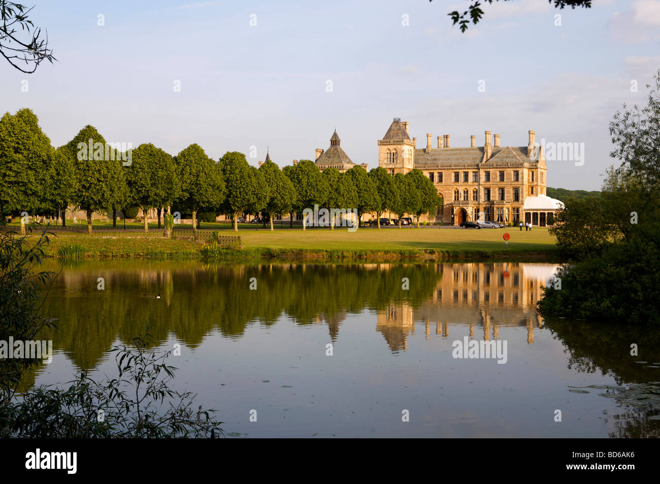 Walton hall hi-res stock photography and images - Alamy