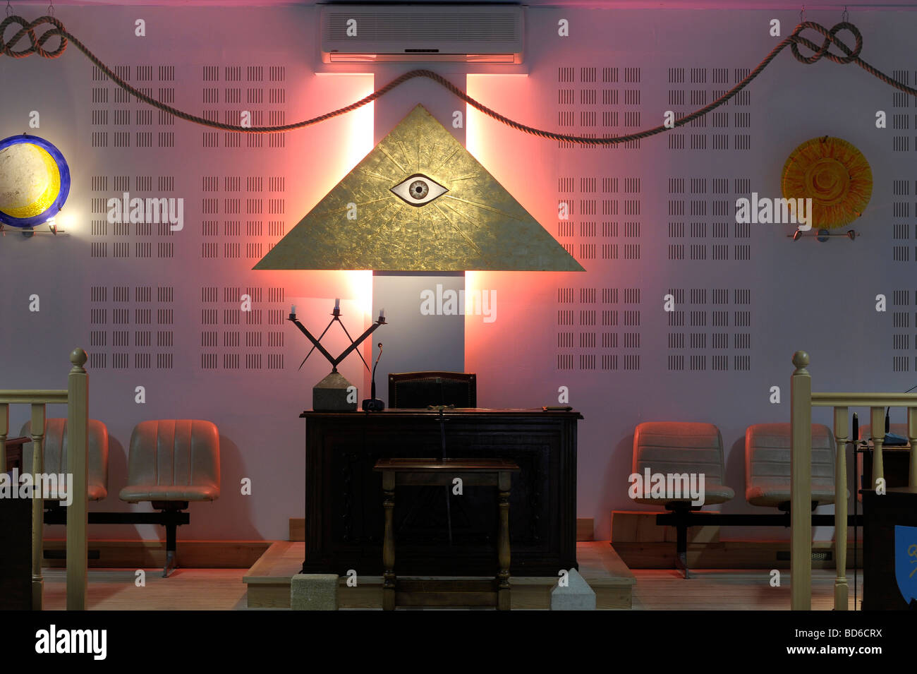 Carcassonne (11) The French Masonic Grand Lodge ("Grande Loge Nationale ...