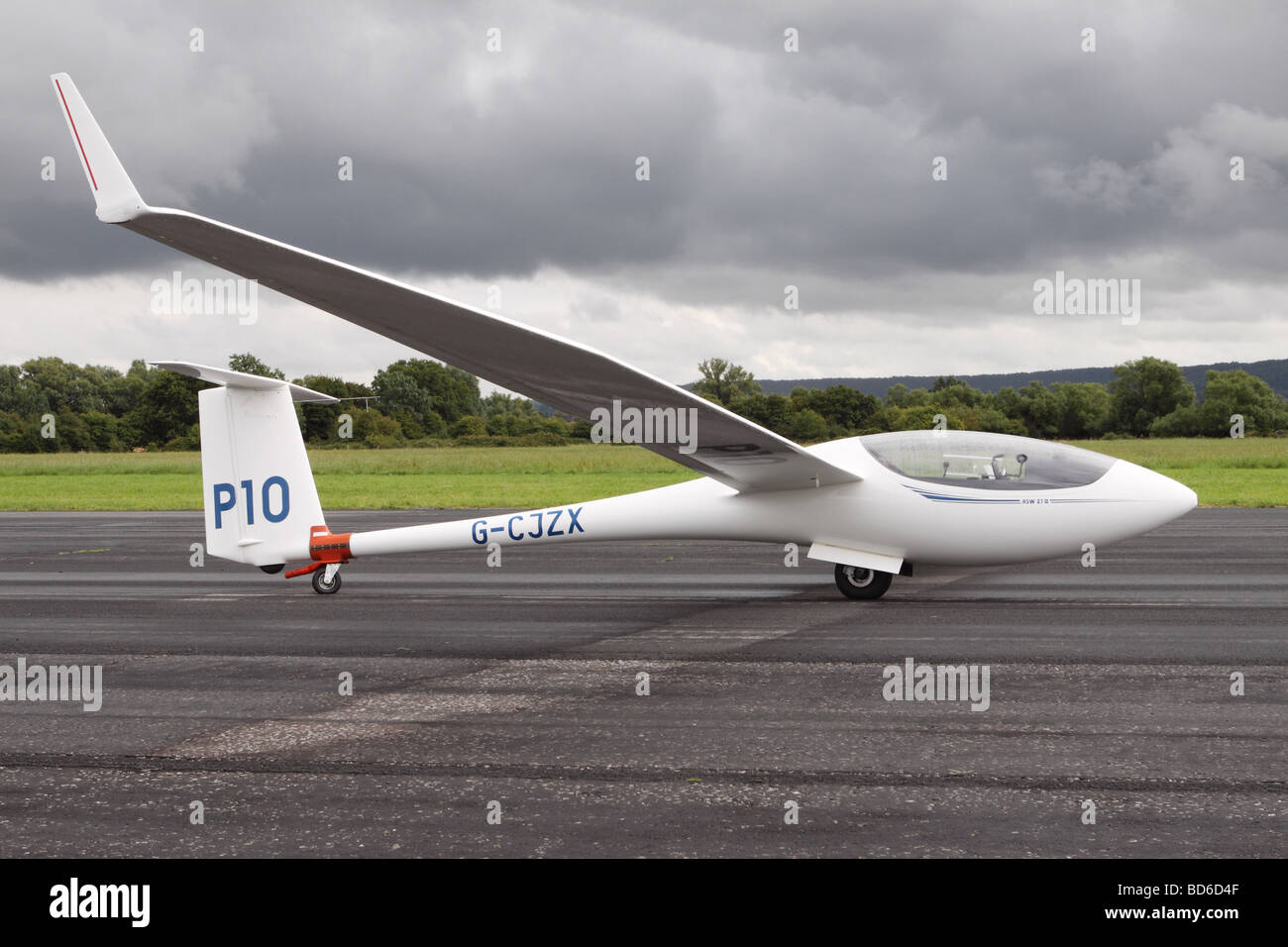 Schleicher asw 27 hi-res stock photography and images - Alamy