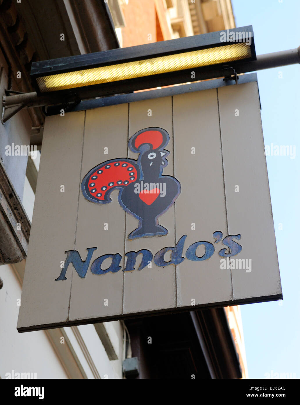 Nandos logo hi-res stock photography and images - Alamy
