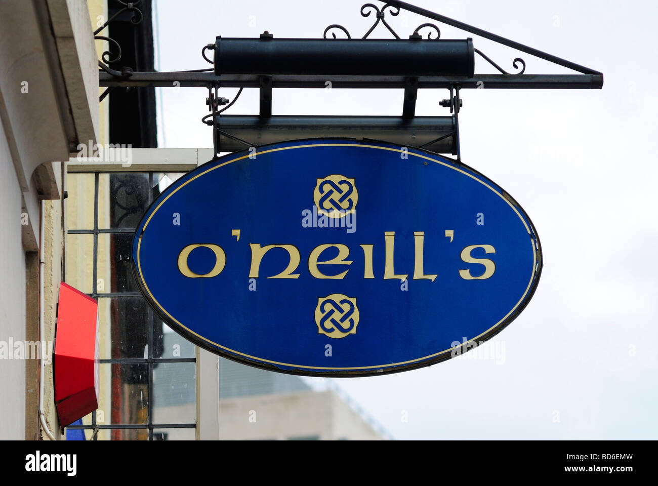 O Neils Pub Sign London Britain August 2009 Stock Photo - Alamy