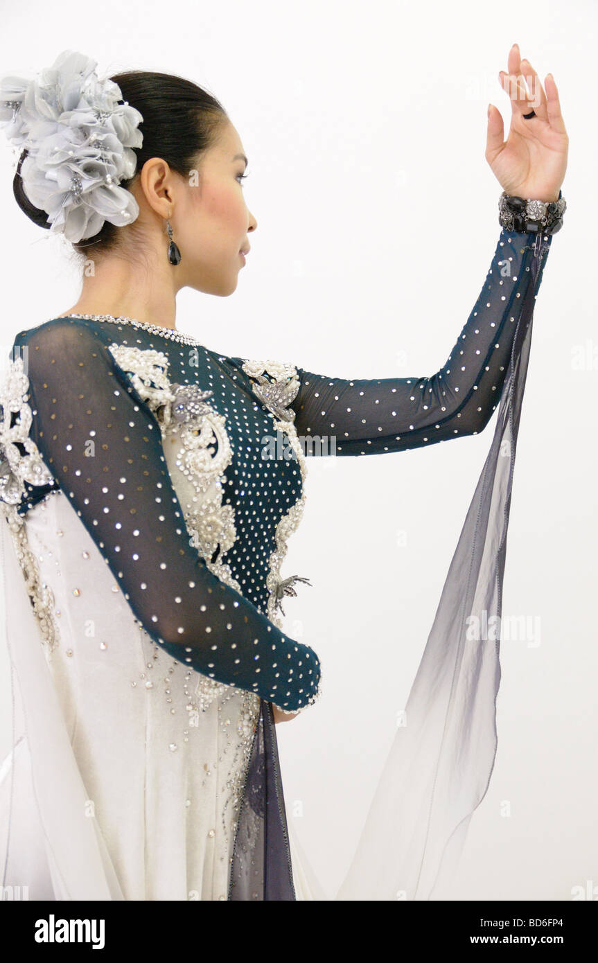 A traditional Kazakh lady dancer Stock Photo - Alamy