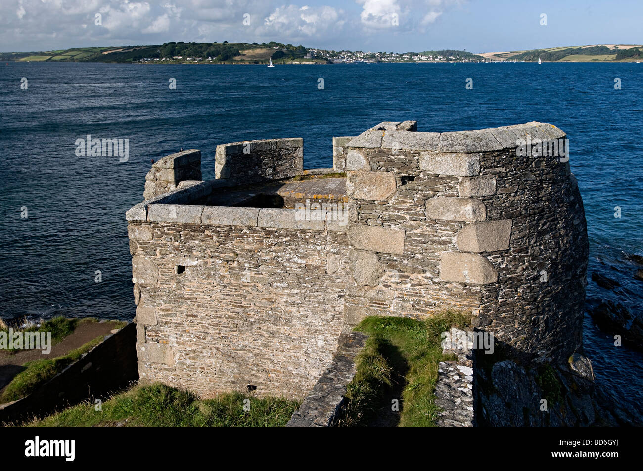 Pendennis castle cornwall historic hi-res stock photography and images ...