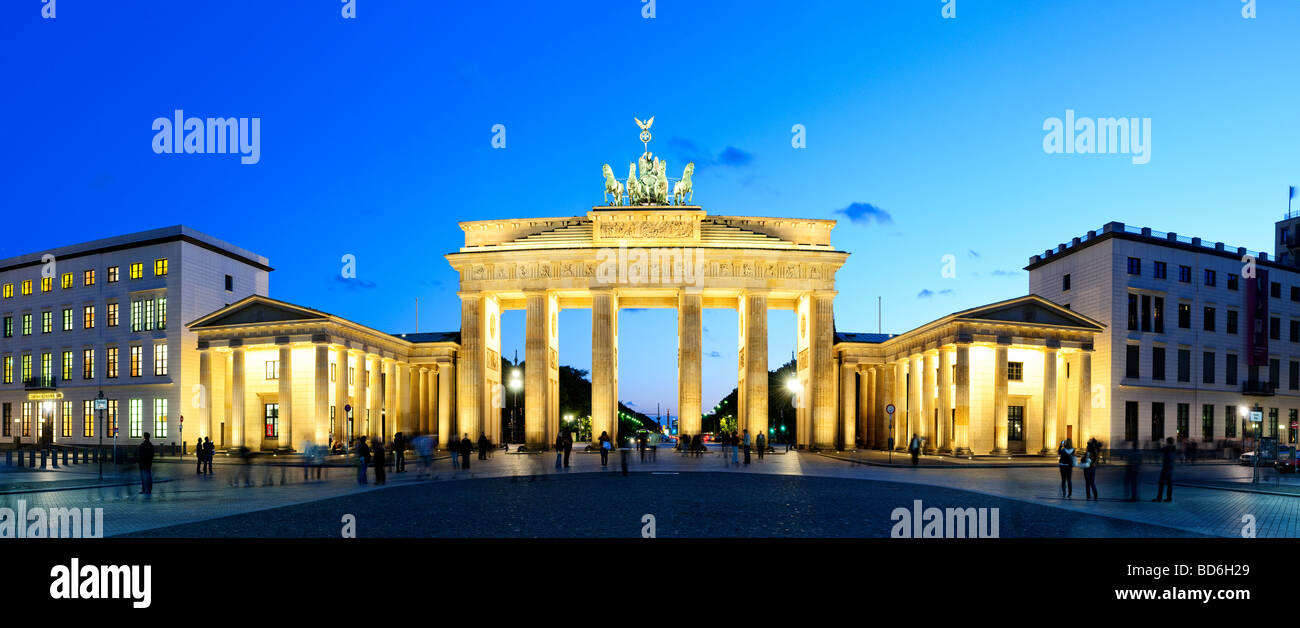 Brandenburger tor gate cold war hi-res stock photography and images - Alamy